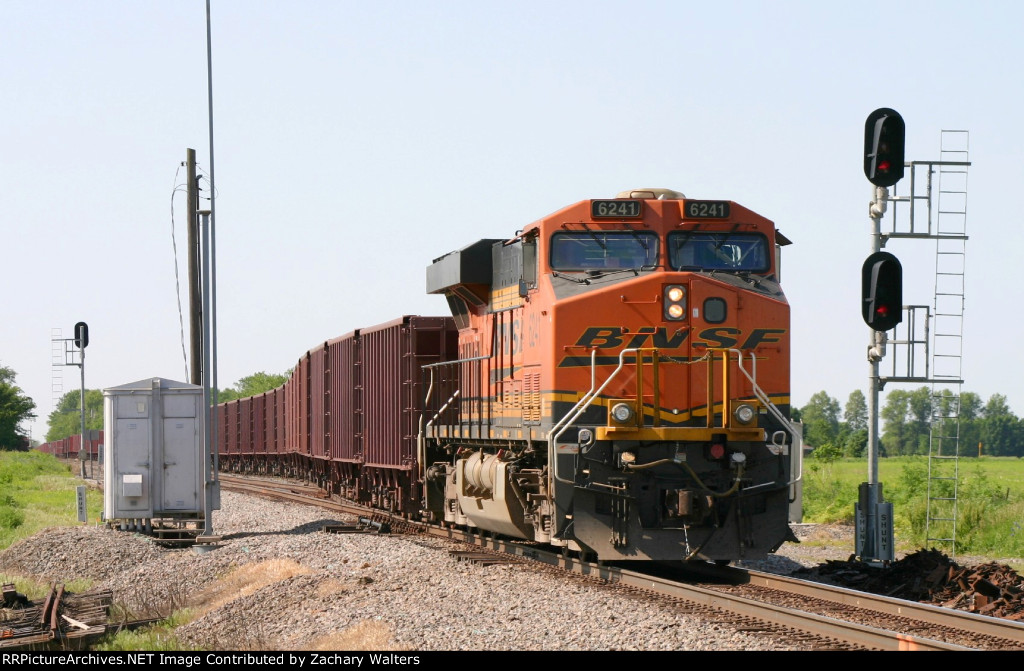 BNSF 6241